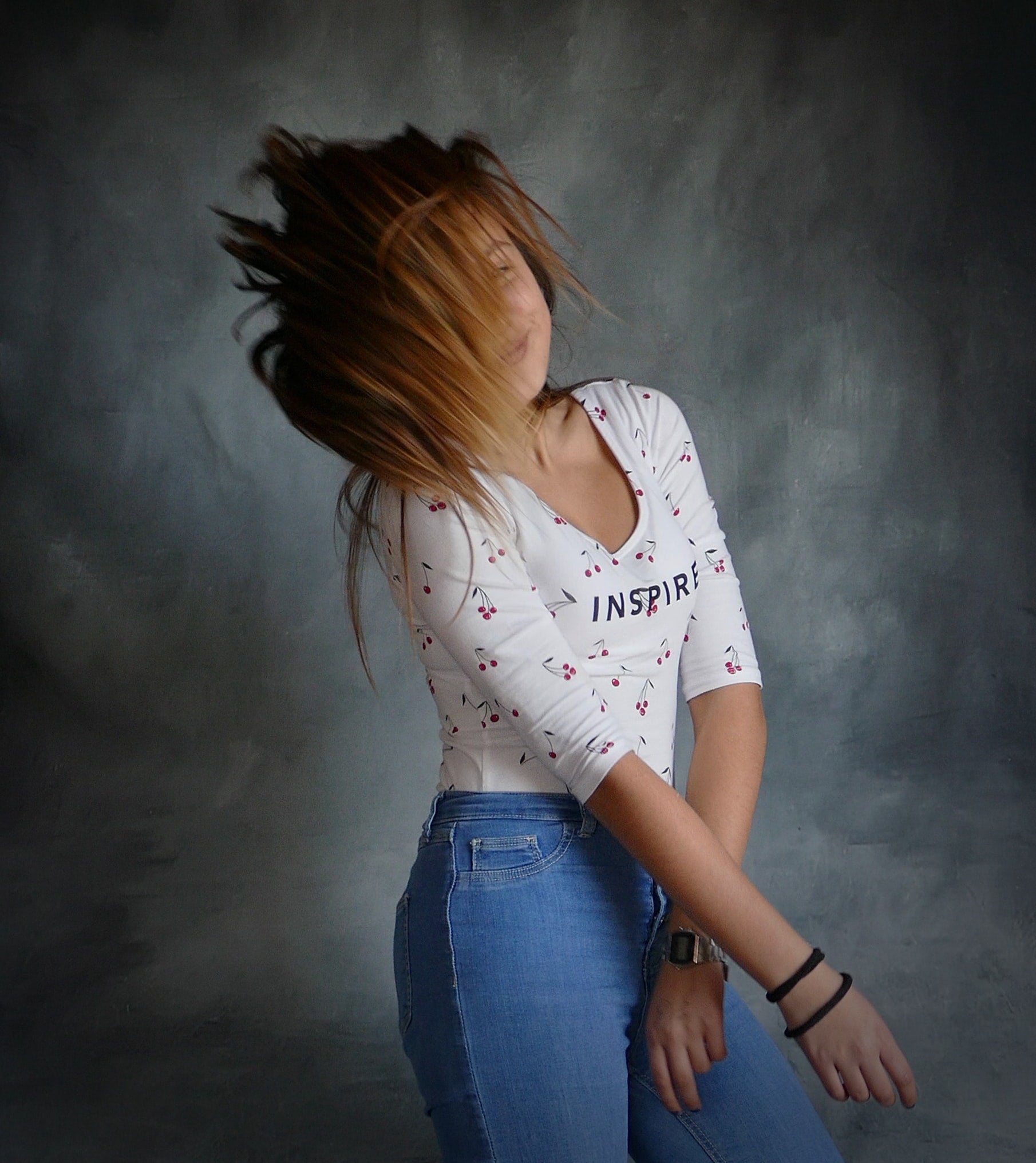 Tips on Dancercising your way to Fitness! – Skineasi